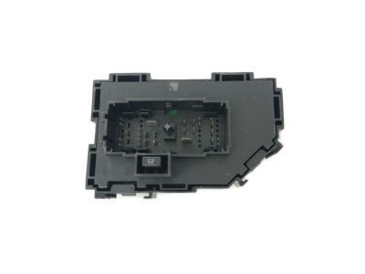 25815391 - Genuine GM Block Assembly, Fuse